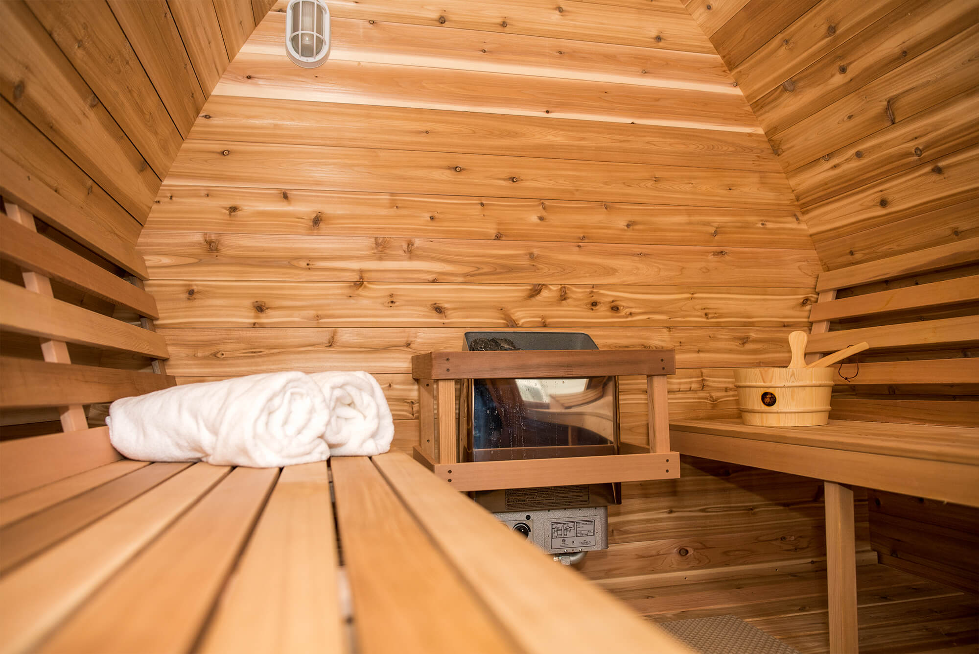 Outdoor Pod Saunas | Leisurecraft Europe